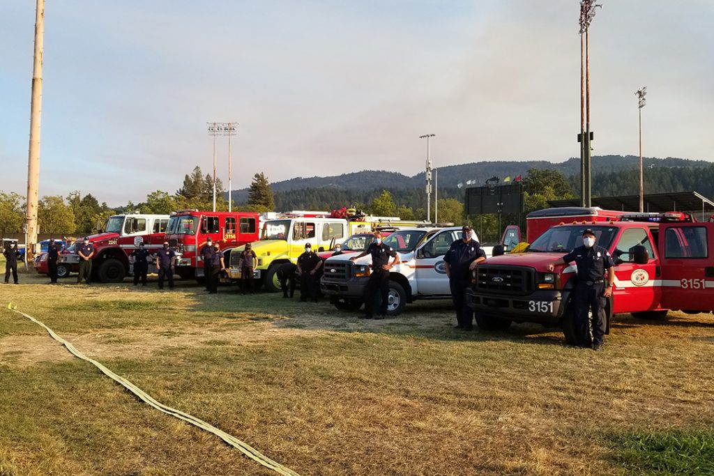 Klamath County Task Force arrive at the LNU Lightning Complex Fire ...